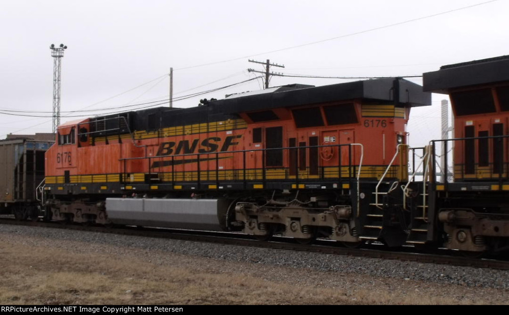 BNSF 6176